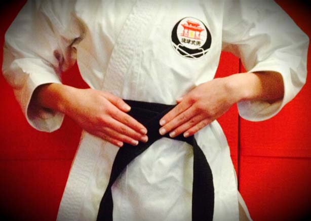 How To Tie Your Karate Belt Correctly Why It Matters Lawrence Clark