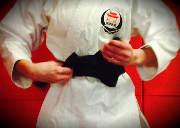 How To Tie Your Karate Belt Correctly Why It Matters Lawrence Clark